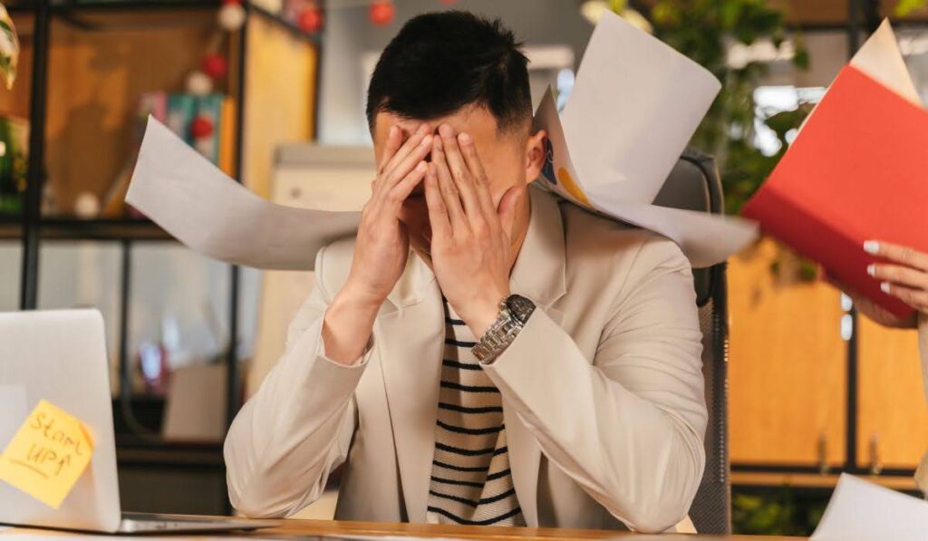 How to Support a Work Colleague or Friend Who Is Struggling with Their ...