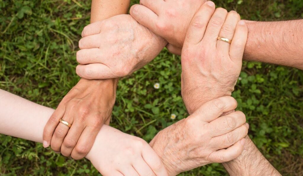 Supporting a Loved One with Mental Illness: Tips for Providing ...
